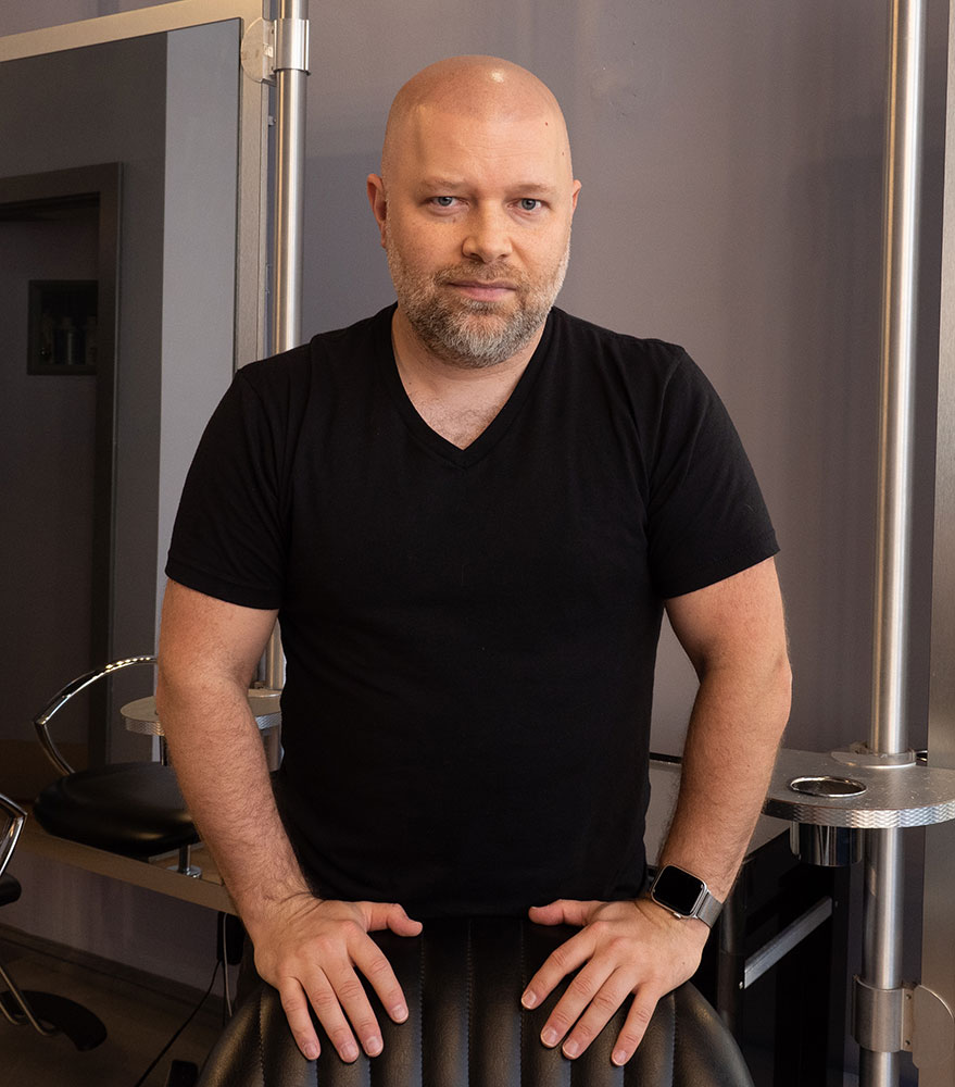Stephen Marinaro, TheSalonGuy. A True Influencer – Totalprestige Magazine